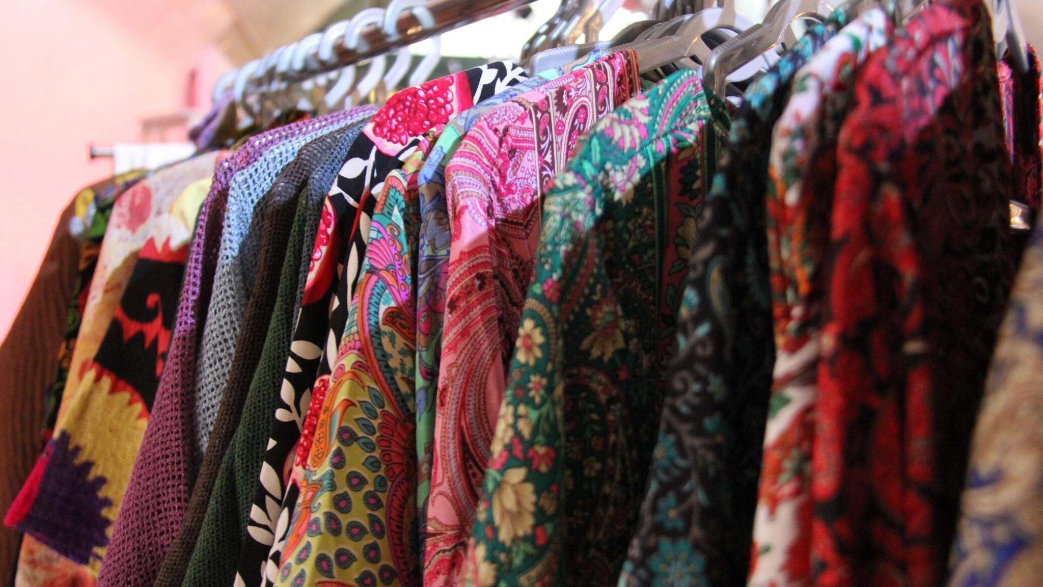 O‘zbekistonda milliy brendlarga ixtisoslashgan savdo markazlari paydo ...